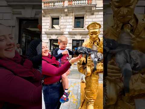 When words are not enough to describe the joy. #livingstatue