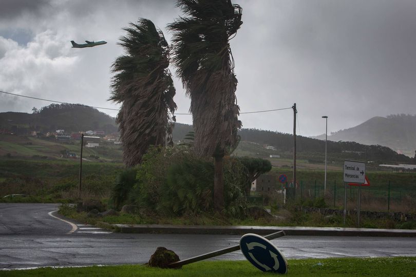 Spain weather warning for Irish tourists as storm batters holiday hotspots