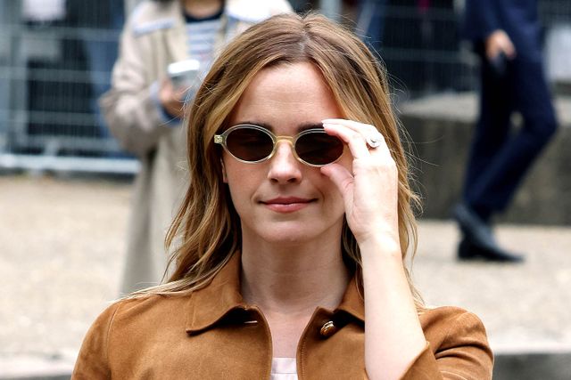 Emma Watson Reveals Meaning Behind Sparkly Ring She Was Seen Wearing on ...