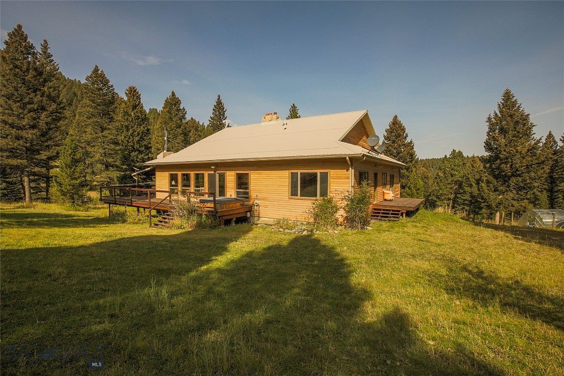 Secluded Cabin on 155 Acres in Montana: Modern Mountain Retreat with ...