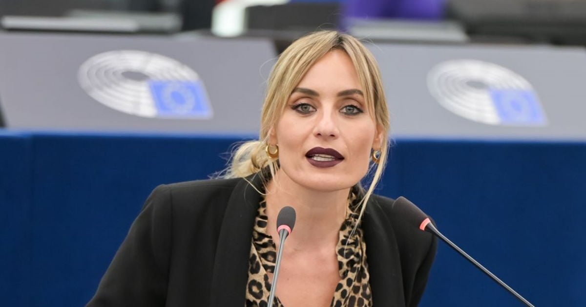 Η έντονη παρέμβαση της Ελεονώρας Μελέτη στο Ευρωπαϊκό Κοινοβούλιο ...