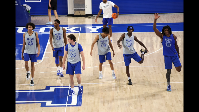 Slideshow: See the Kentucky Wildcat basketball team practice for NBA scouts