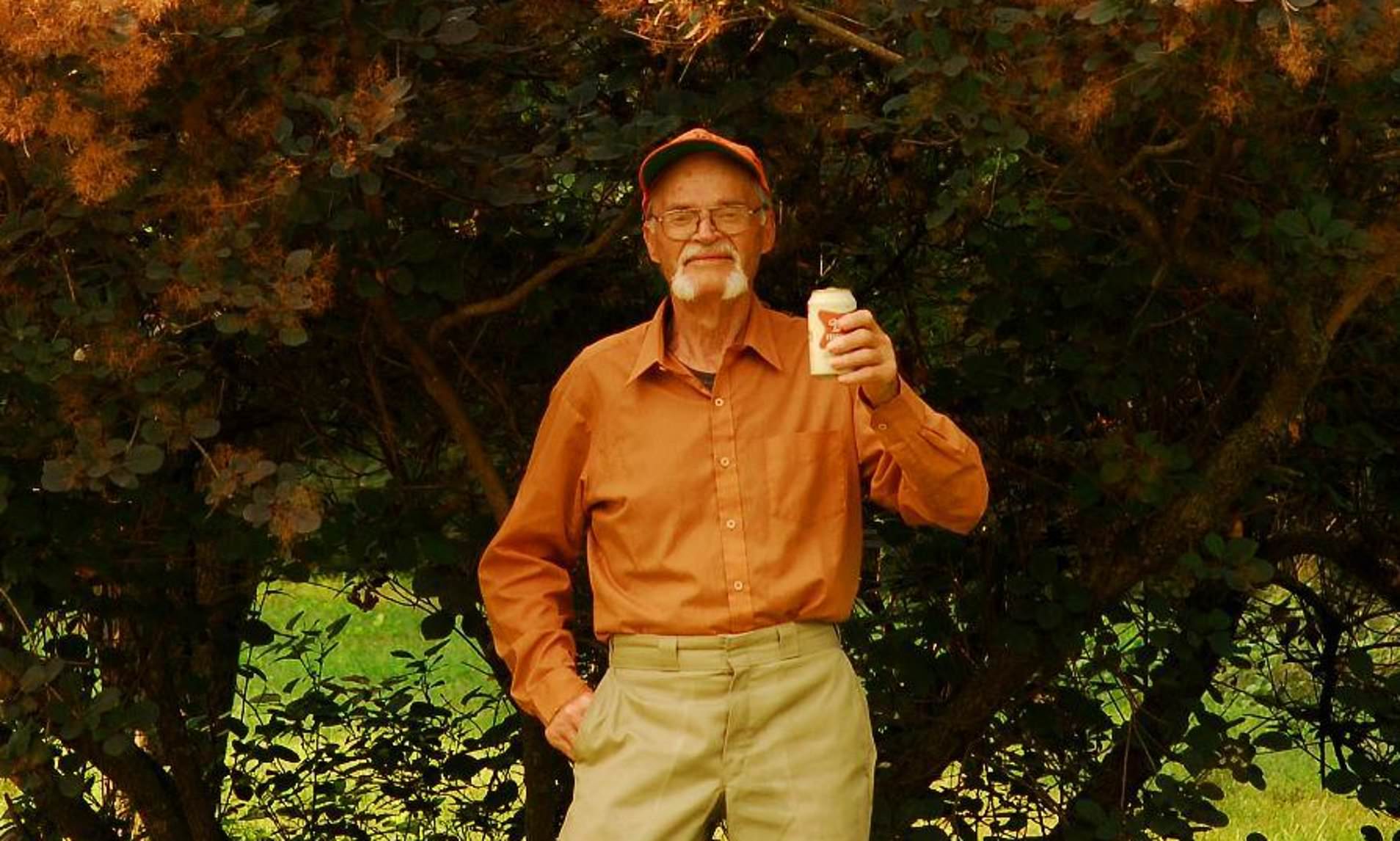 Legendary climber, 84, falls to death in Wisconsin Park despite ...