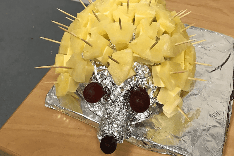 10 Strange Food Combinations Brits Loved In The 1970s