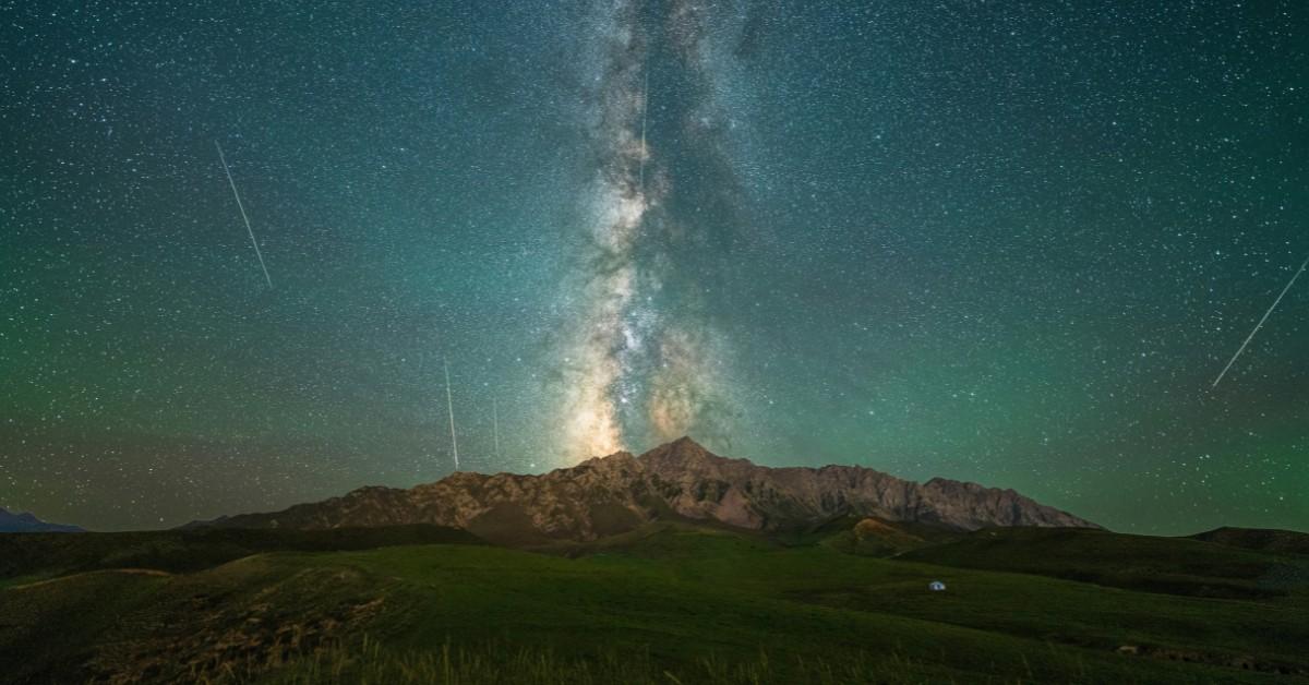 How To See Fast-Moving Draconid Meteor Shower in October