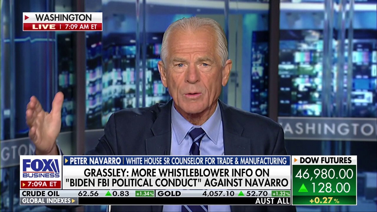Peter Navarro reacts to fiery hearing on Biden-era DOJ weaponization ...