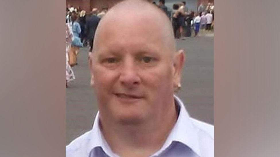 Gang 'worked as team' to murder man