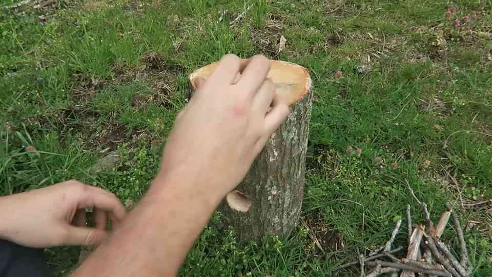 How to make a wood rocket stove