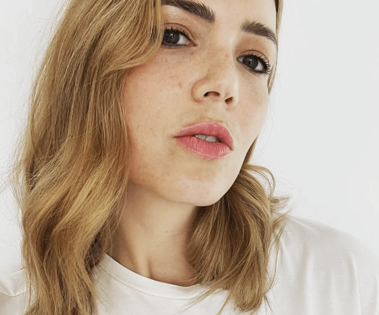 10 Photos of Mandy Moore's New Face Showing Why Fans Hardly Recognise Her