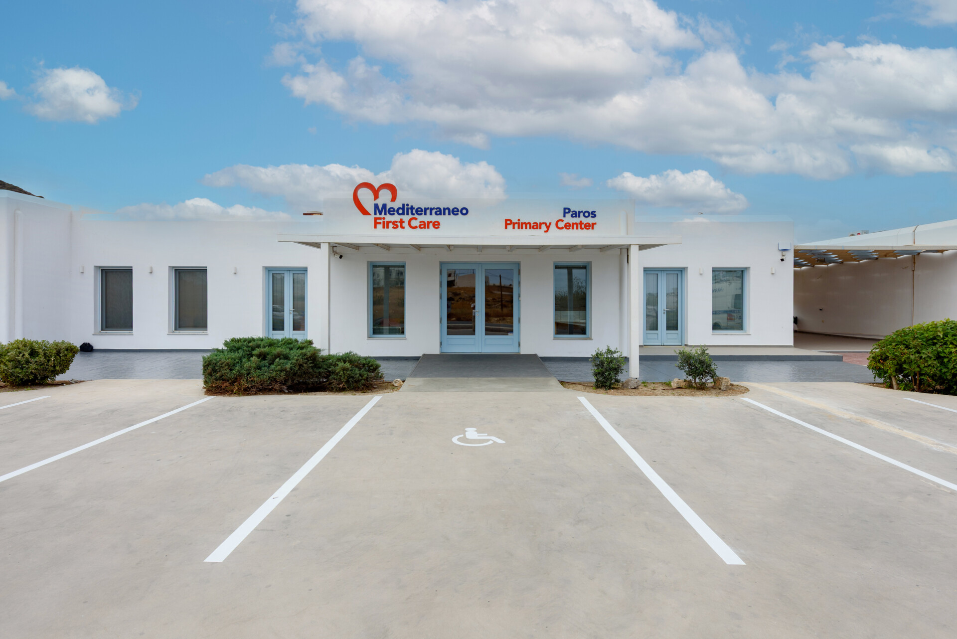 Εγκαινιάστηκε το Mediterraneo First Care Paros