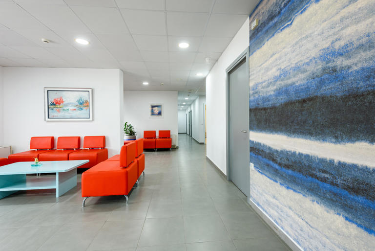 Εγκαινιάστηκε το Mediterraneo First Care Paros