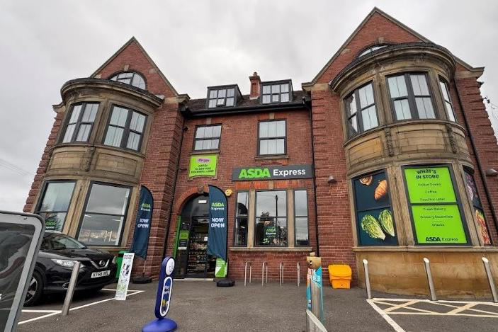 New Asda Express store officially opens its doors in Castleford on ...