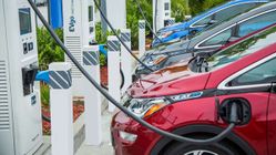 Kupas Perbedaan Mobil Listrik BEV, HEV, PHEV, dan FCEV: Teknologi ...