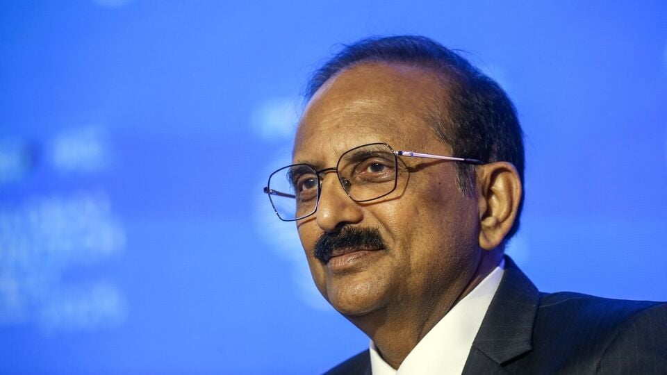 SBI eyes deal finance on home turf, as RBI draft rule moots level field ...