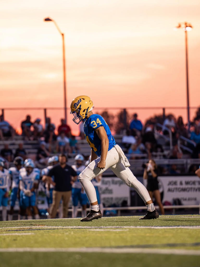 Laney sophomore voted midseason football player of the year by fans