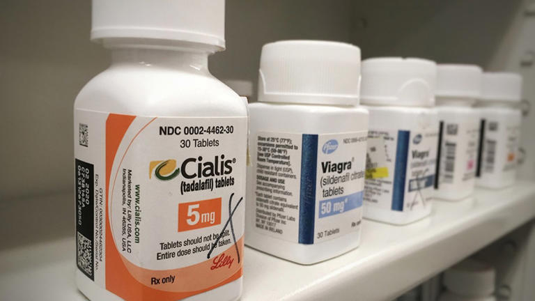Viagra vs. Cialis: Comparing the differences, side effects and more