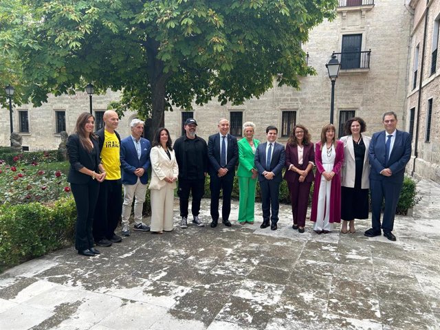 María Luisa Segoviano, César Pérez Gellida, Almudena Sevilla y ...