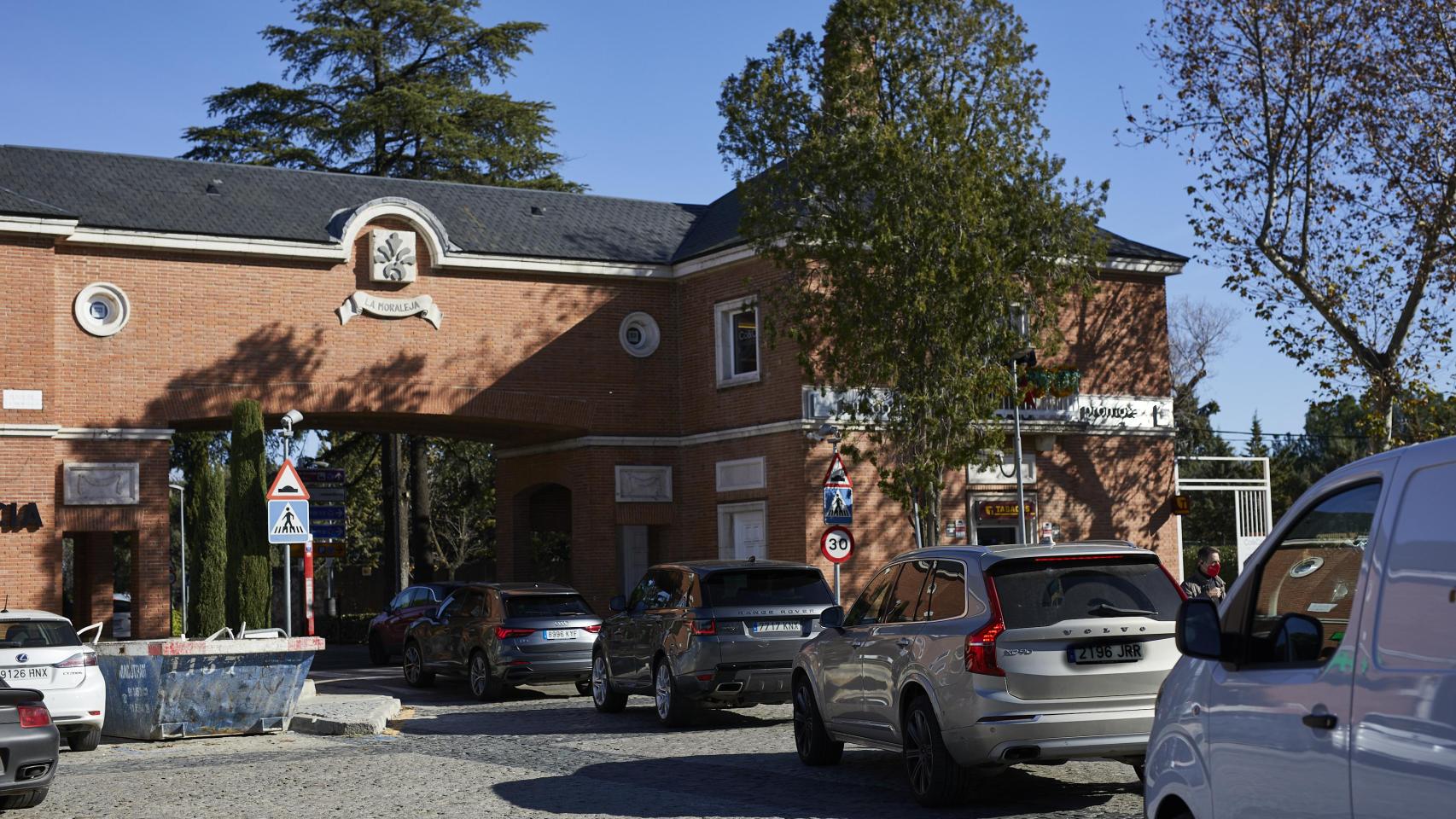 La Moraleja (Madrid) se coloca como el barrio con mayor renta media frente a Torreblanca ...