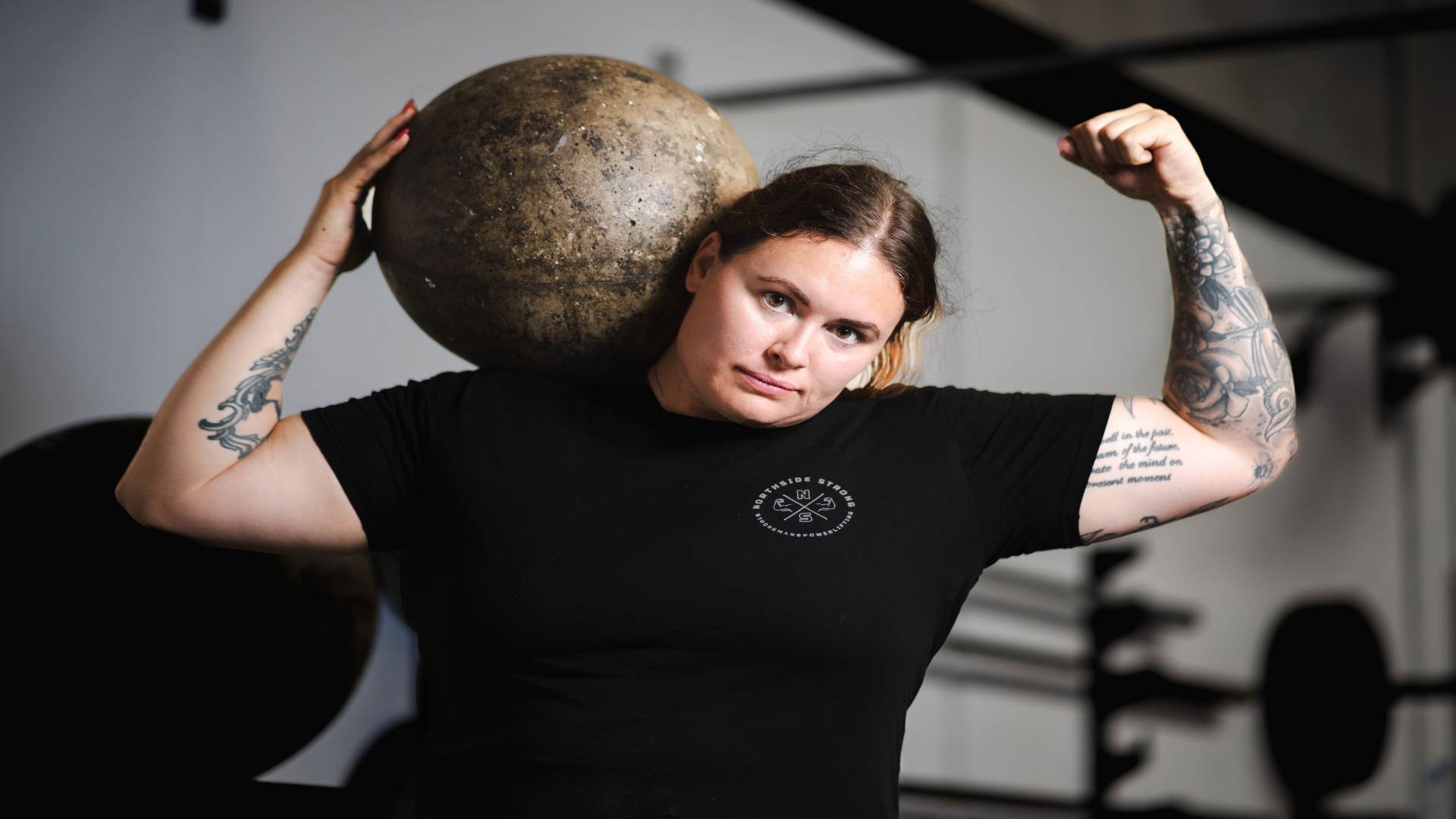 Heaviest atlas stone lifted - 180 kg (396.83 lb) by Nicole Genrich ...