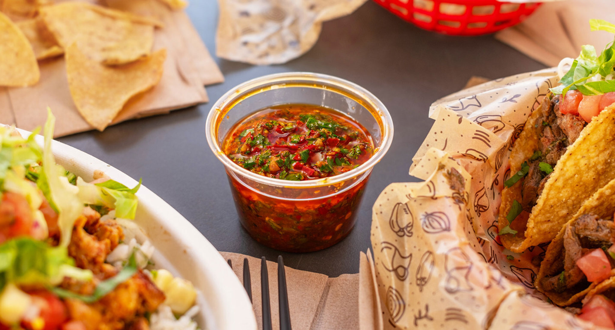 Review: Chipotle Just Released Another New Sauce (& It's Well Worth a ...