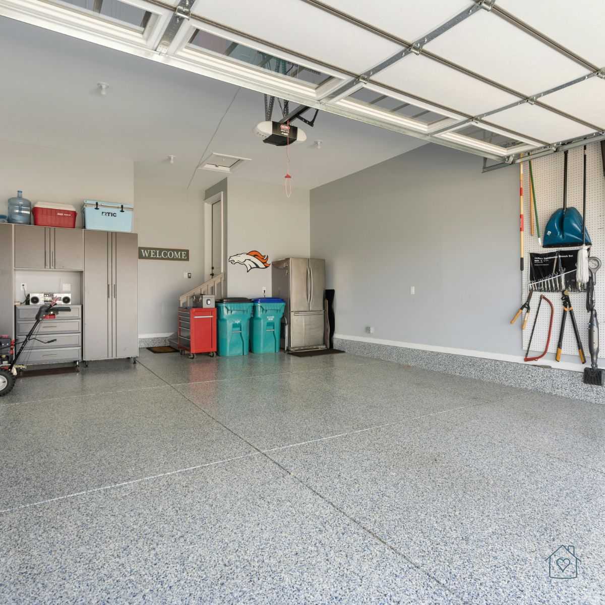 Home organization choices that reduce moving stress and space-wasting ...
