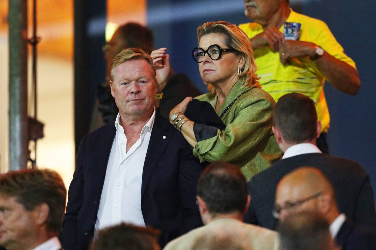 Vrouw van Ronald Koeman grijpt in na persconferentie