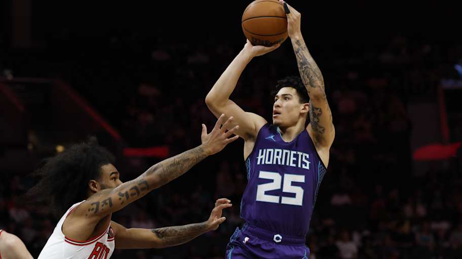 Looking at KJ Simpson's spot on the Hornets roster this season