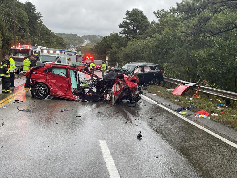 Young man hospitalized with life-threatening injuries after wreck that ...