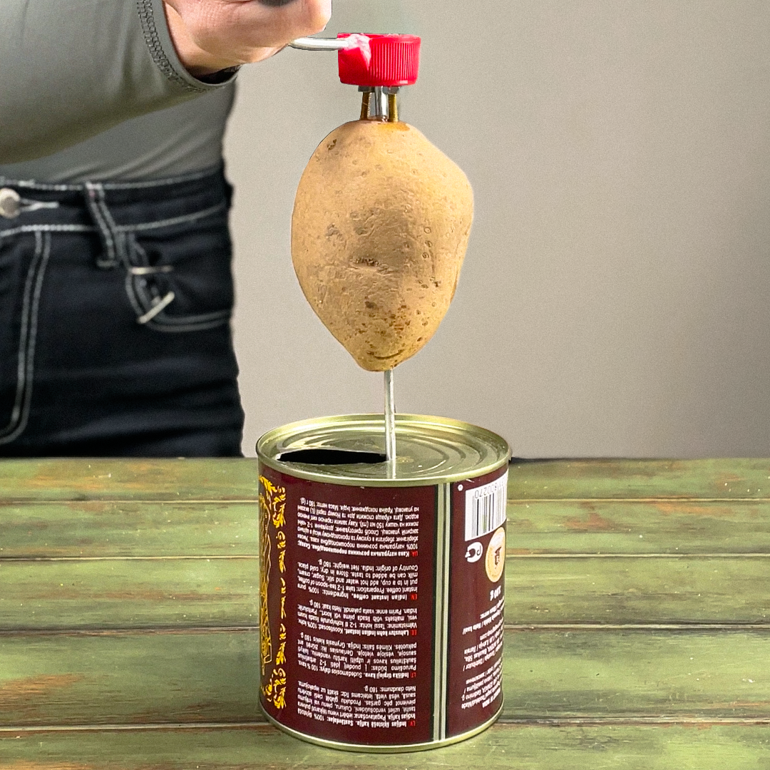 Simple potato cutter made from a tin can