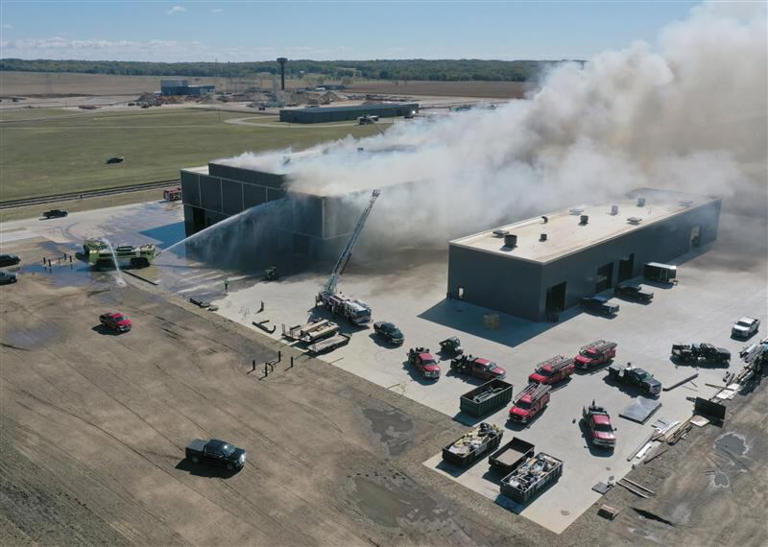 Crews battle fire at chemical manufacturer in Hennepin, officials say