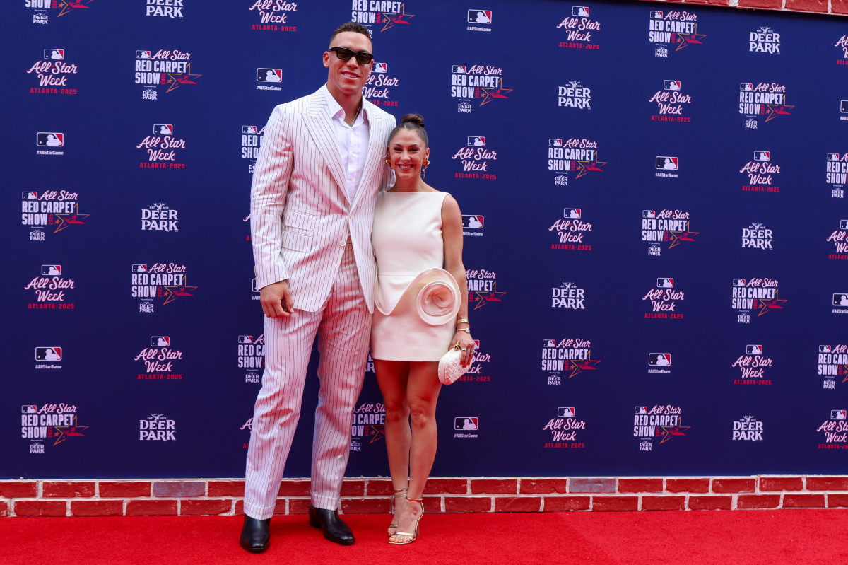 Aaron Judge's Wife Shared Rare Public Message Before Epic Home Run vs ...