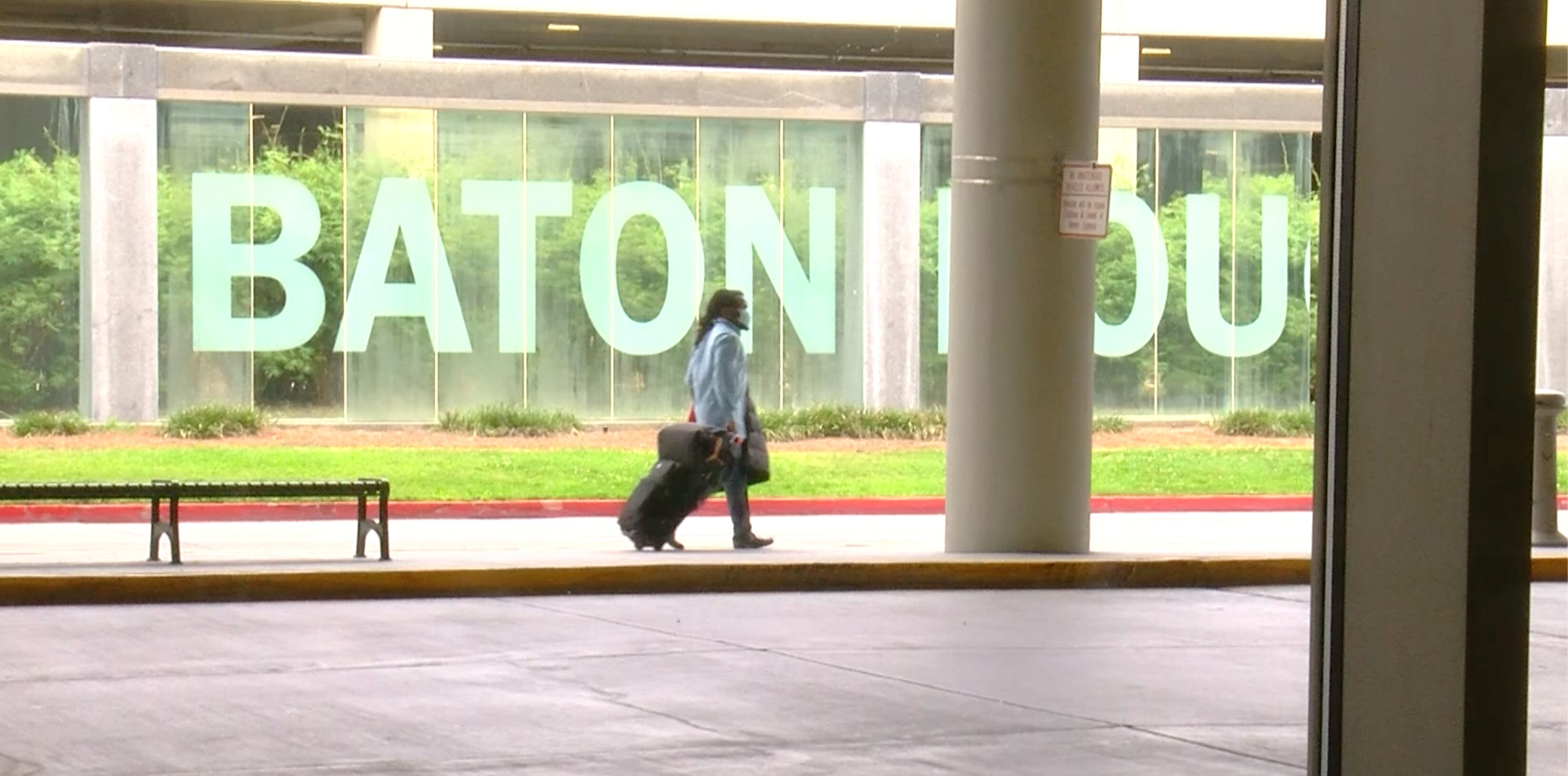 Metro Council approves Baton Rouge Airport parking fee increases, Lyft ...