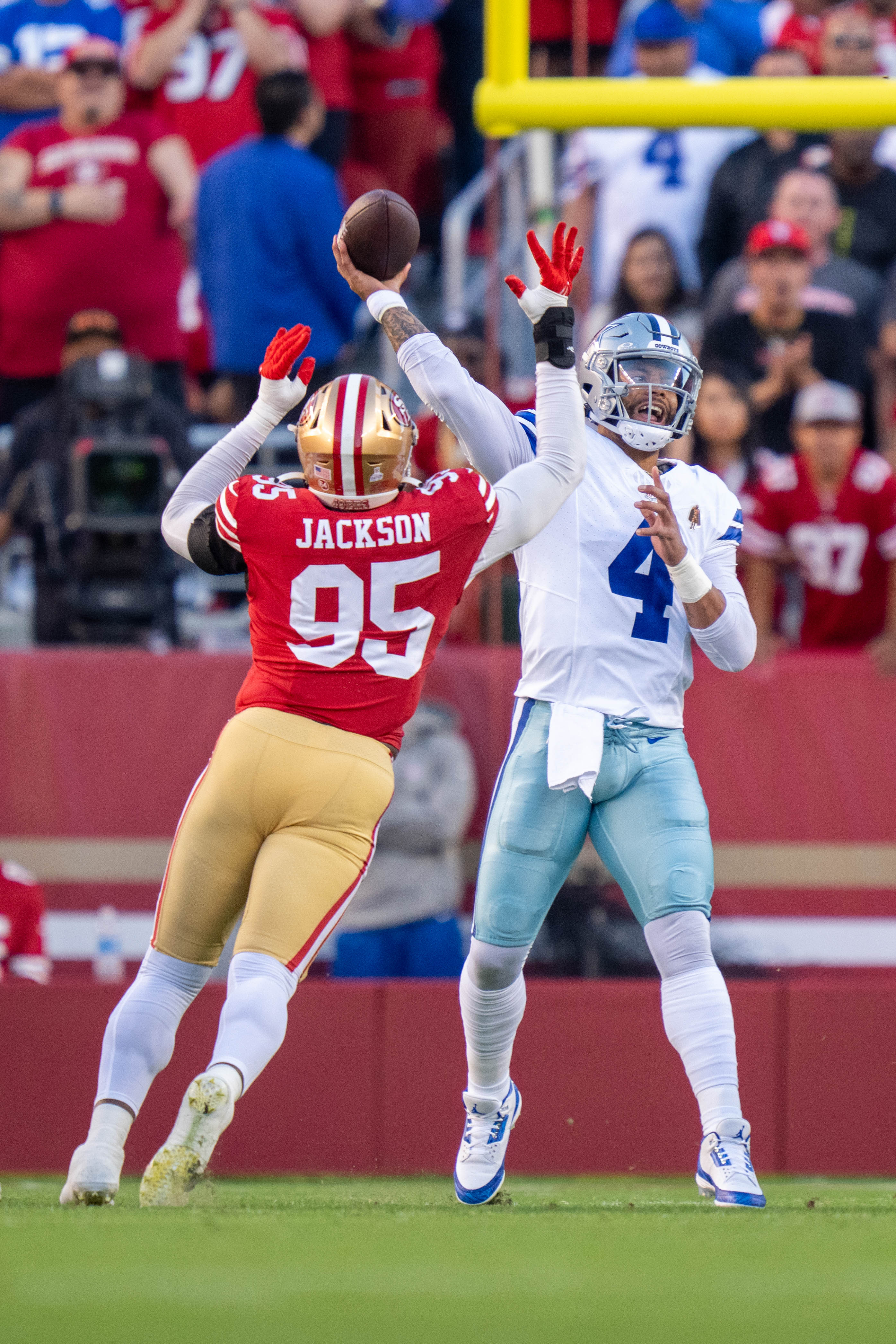 Eagles hosted former 49ers DE Drake Jackson for a workout