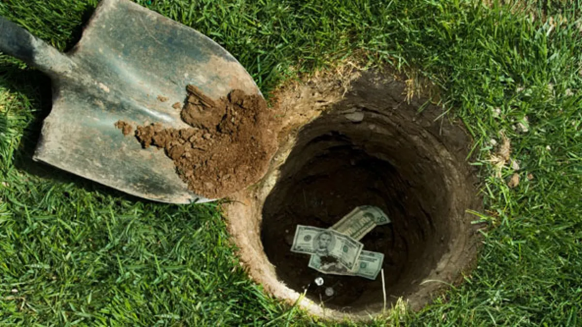 US Budget Deficit Held Steady at $1.8 Trillion in 2025: CBO