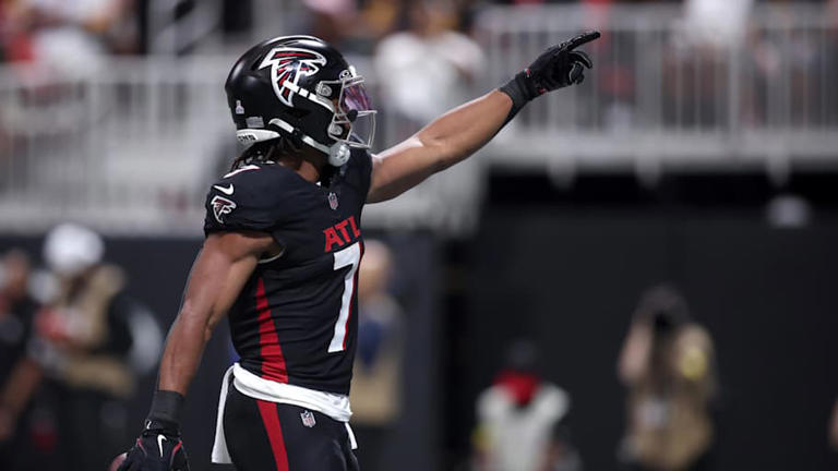 MIT physicists double precision of optical atomic clocks with new ...