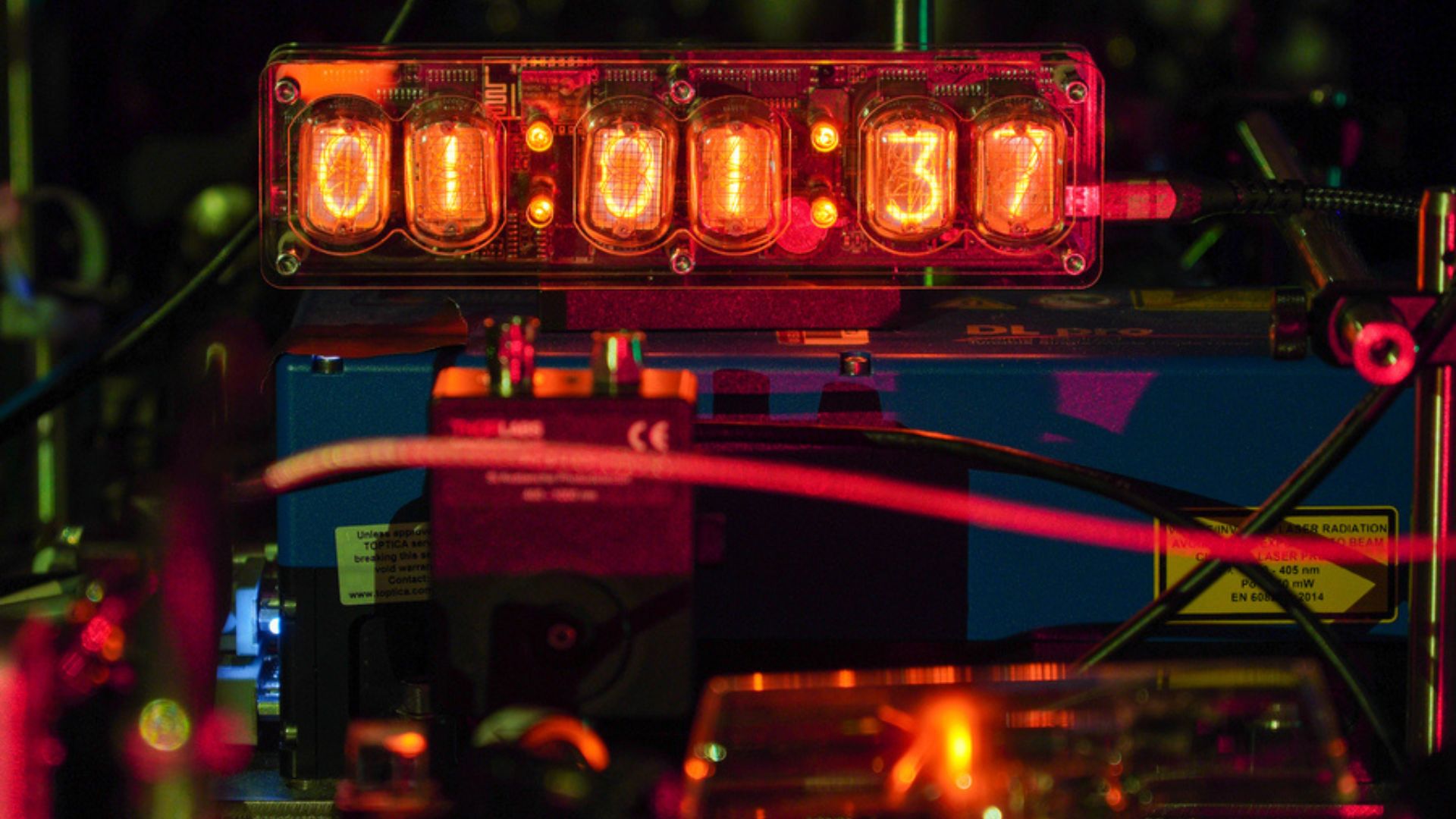 MIT physicists double precision of optical atomic clocks with new quantum method