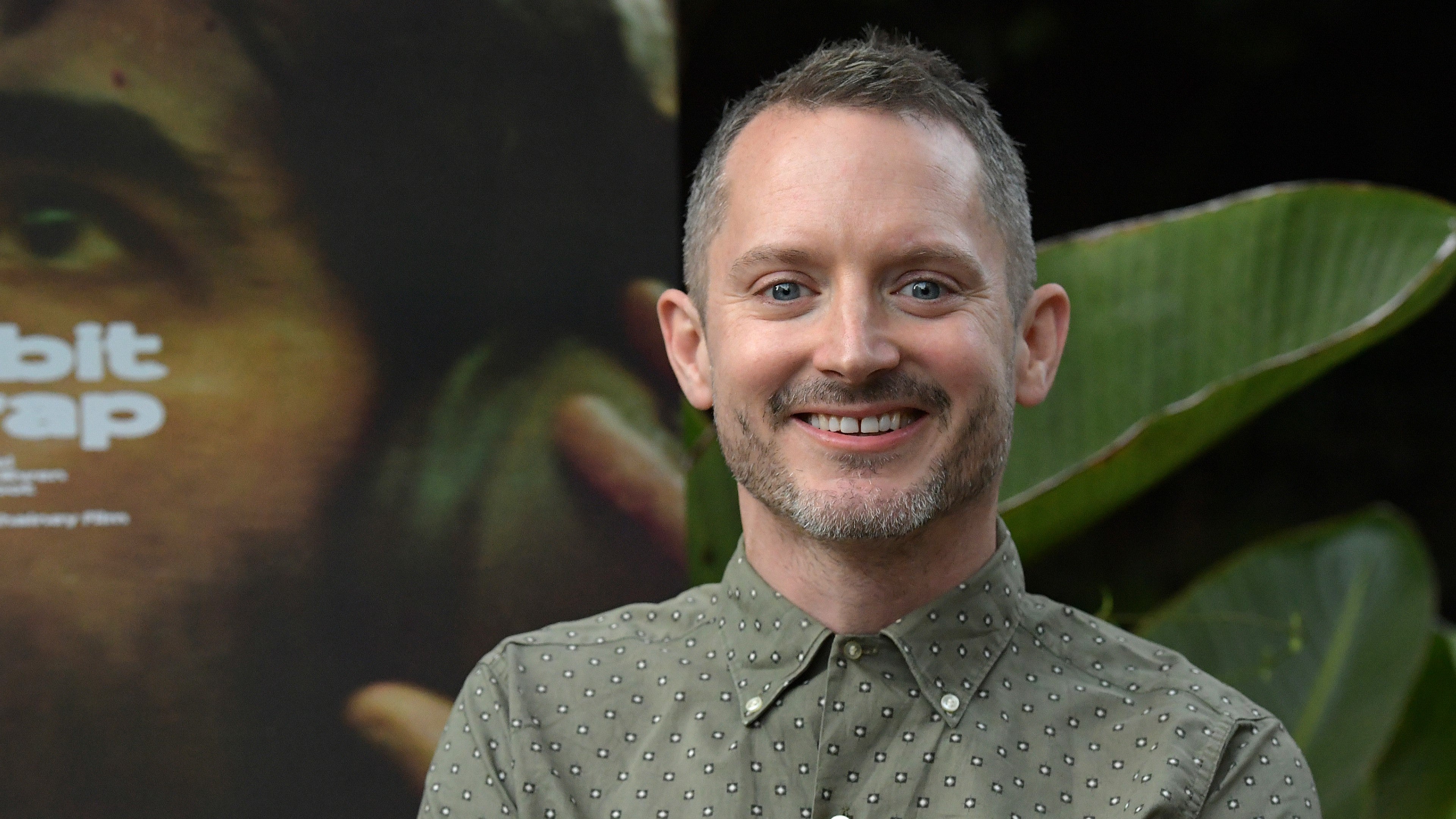 Lord of the Rings Star Elijah Wood Praises Hunt for Gollum Movie Script ...