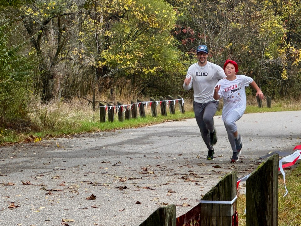 Kalamazoo 5K benefits adults who are blind, visually impaired