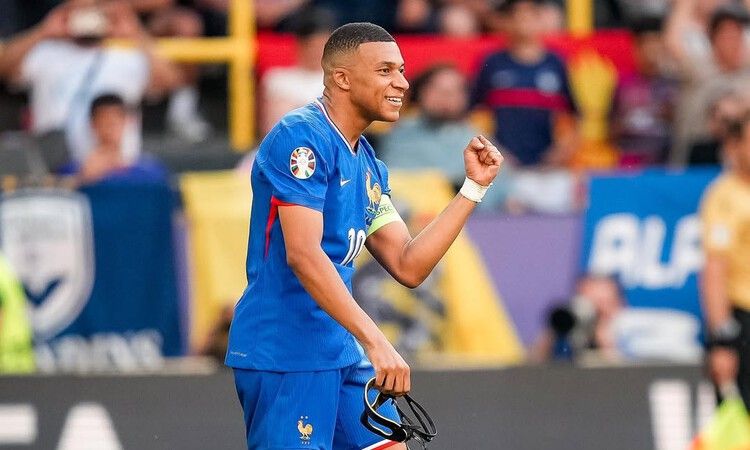 Cedera Kylian Mbappe Jadi Kekhawatiran Prancis Jelang Laga Kualifikasi ...