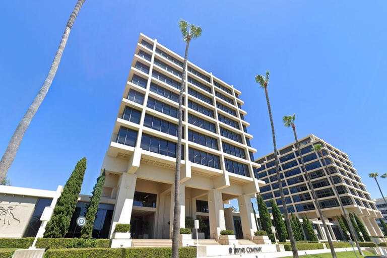 Real estate billionaire Donald Bren was sued by own son before publicly ...