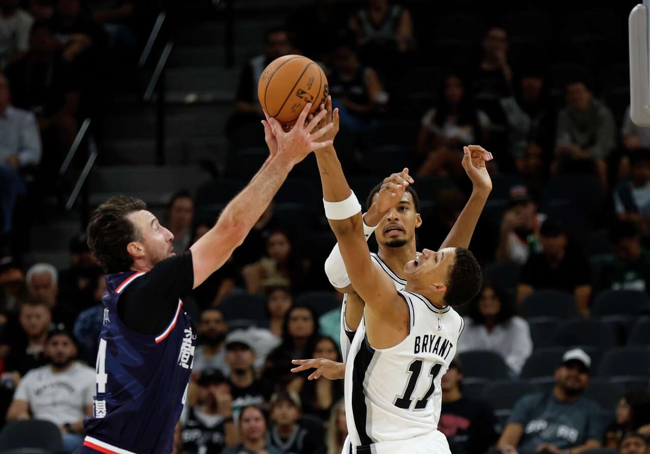 Former San Antonio prep star Stanley Umude living 'dream' with Spurs