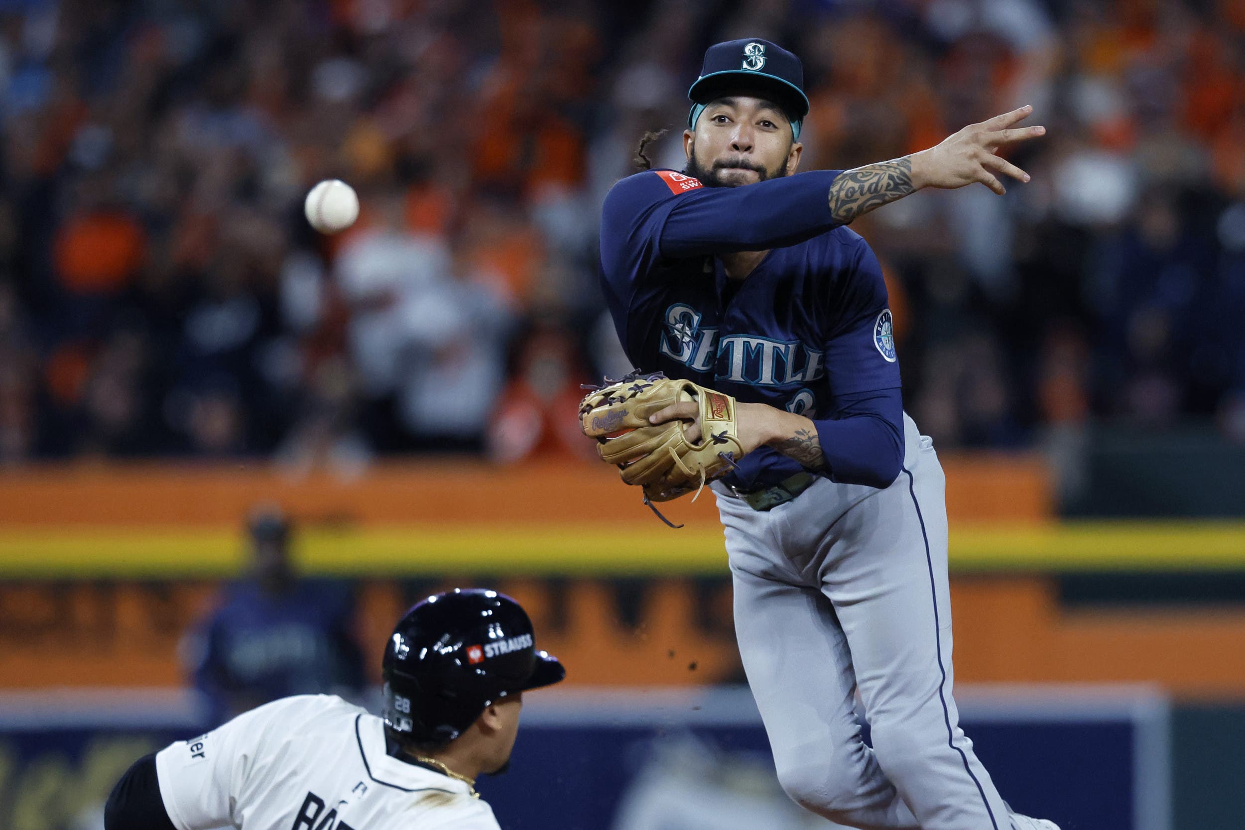 How to Watch Mariners vs Tigers ALDS Game 4: Live Stream MLB Postseason ...