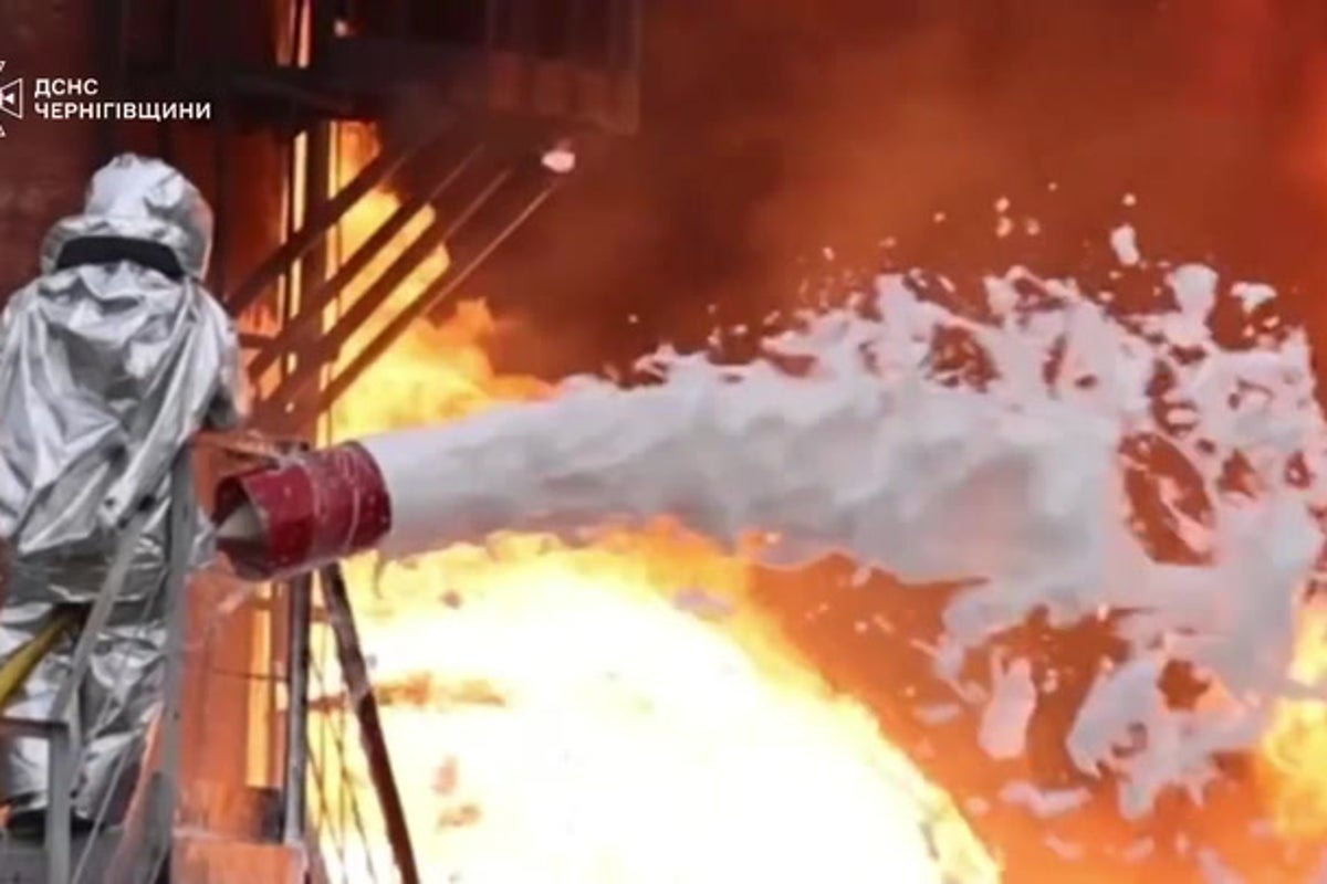 Huge fireball erupts as Russian attack ‘hits oil depot’ in Ukraine’s ...