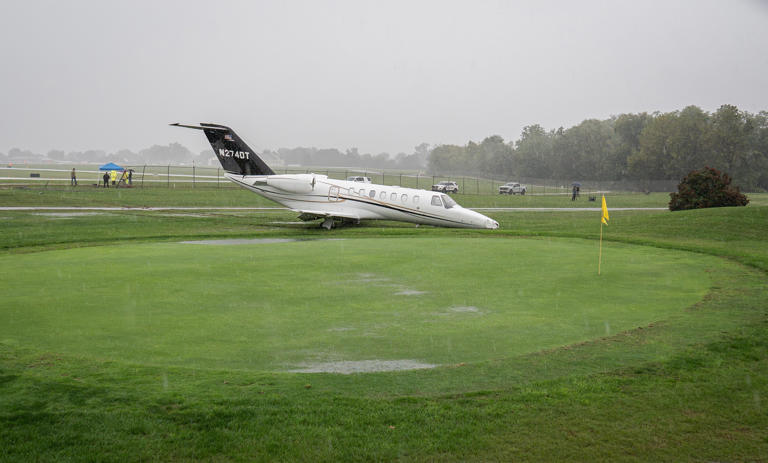 Plane skids off runway, comes to stop on a golf course; 2 pilots, 2 ...