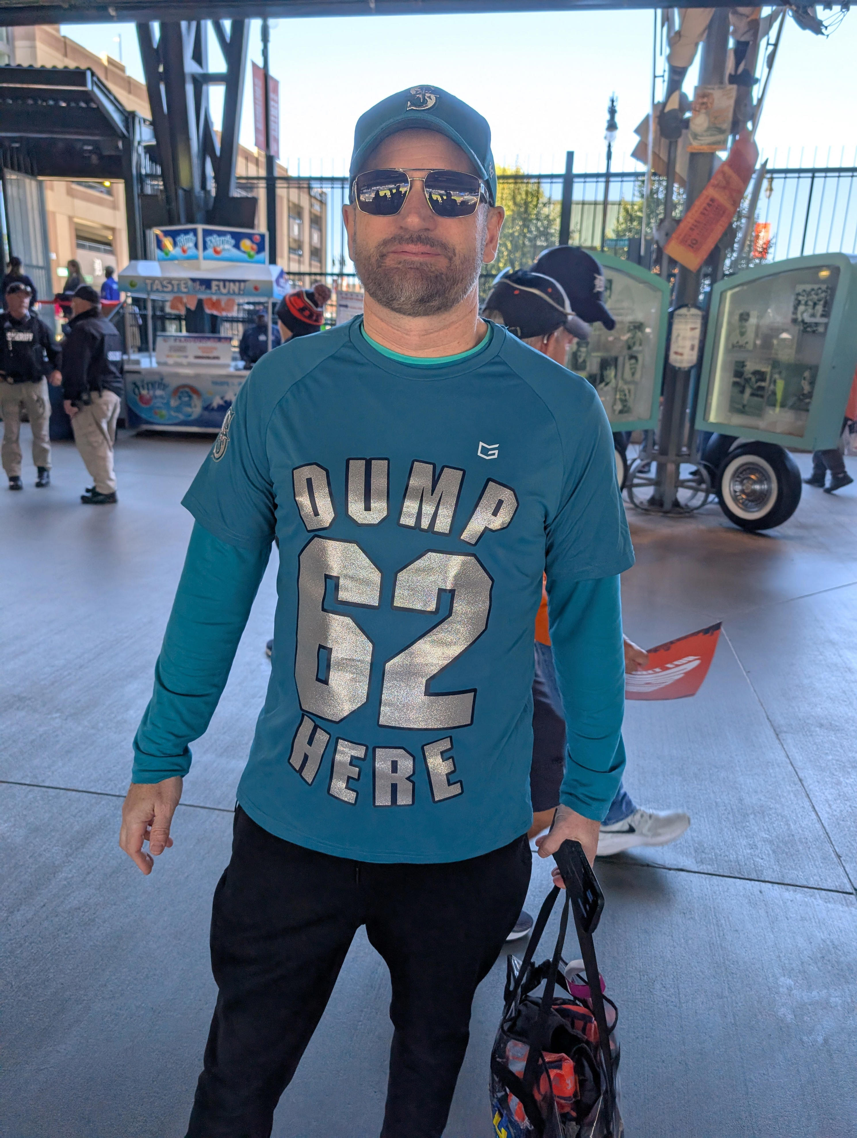 Mariners fan predicts Cal Raleigh’s 61st homer, snags it at Tigers game ...