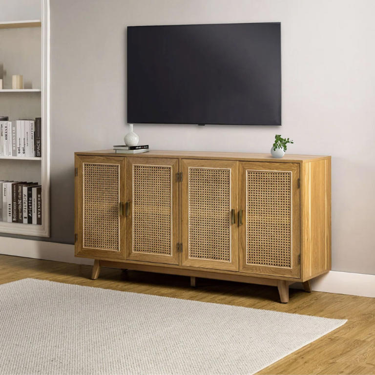 I was so skeptical about neutral decor – then Emily Ratajkowski’s ...