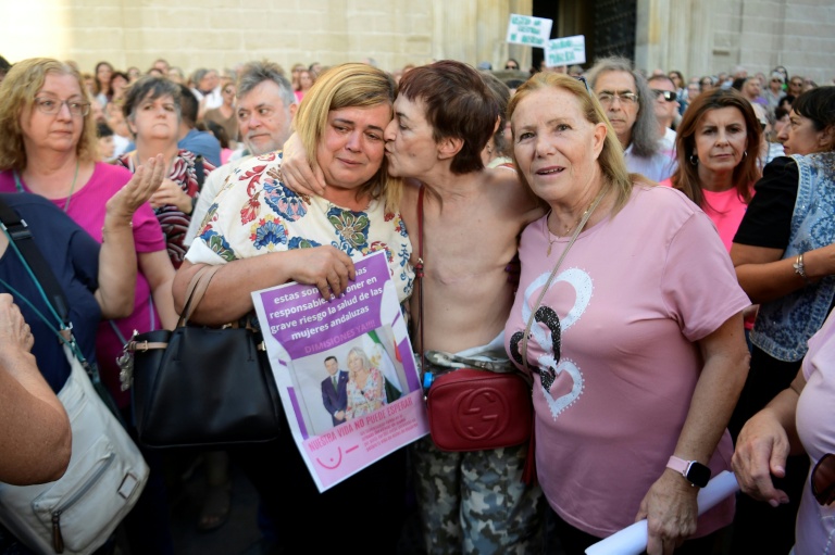 Breast cancer screening scandal outrages Spain