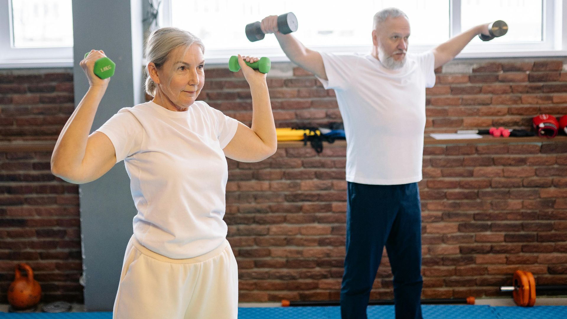 10 Reasons Older People Should Lift & 10 Tips To Get Ripped As A Senior