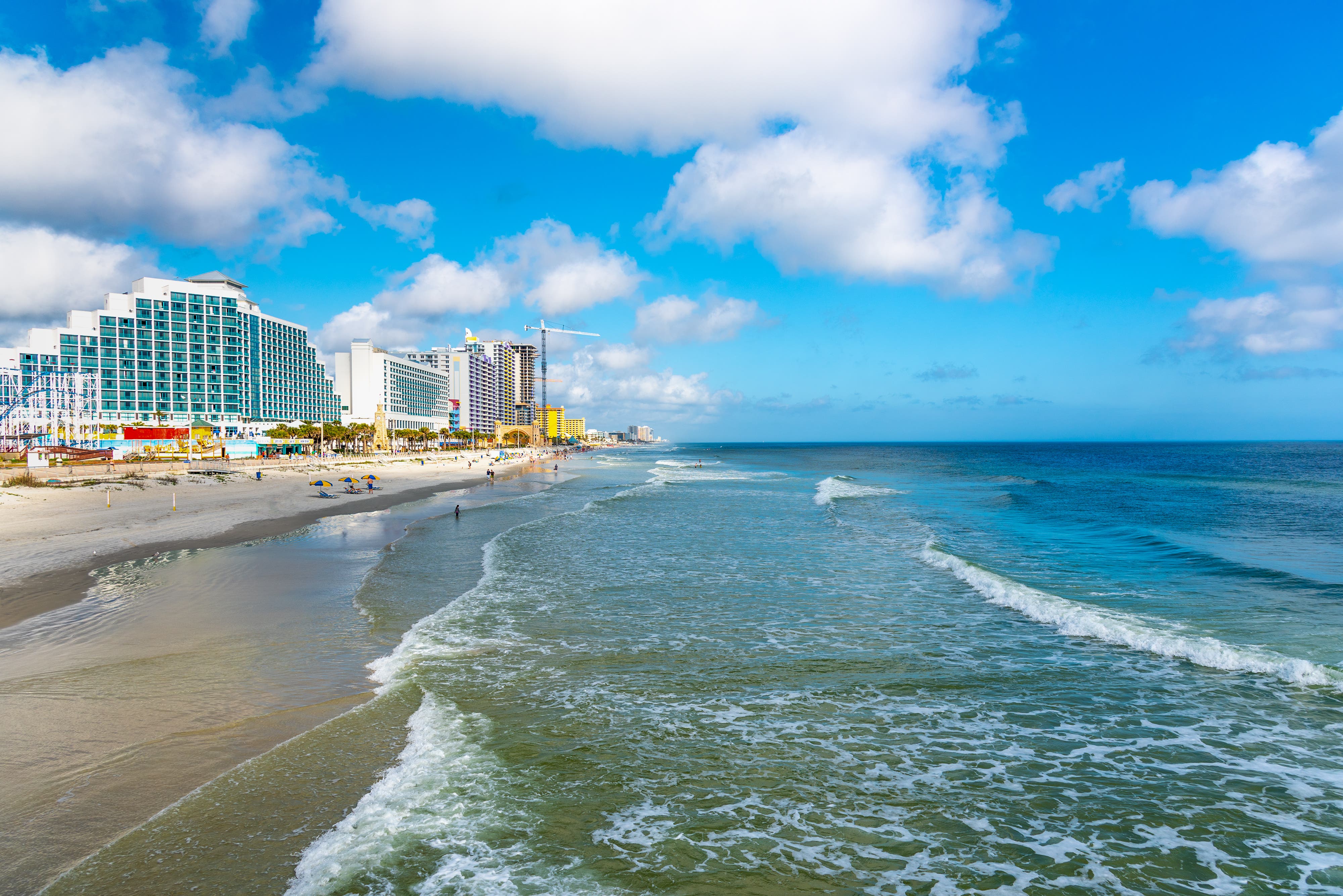 Florida's Daytona Beach disappears under "extreme high tide"