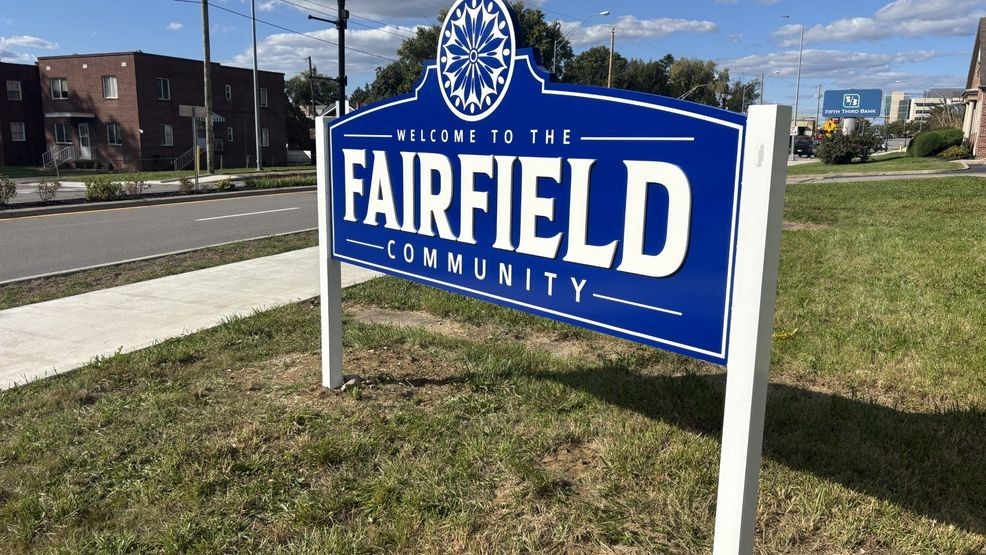 Huntington unveils new welcome sign for Fairfield neighborhood